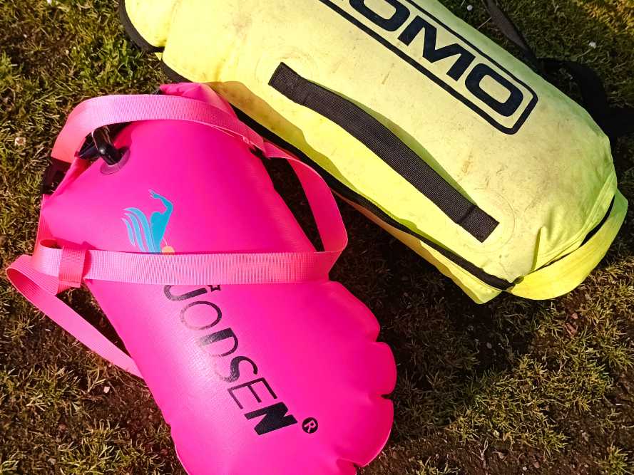 Open water swimming equipment